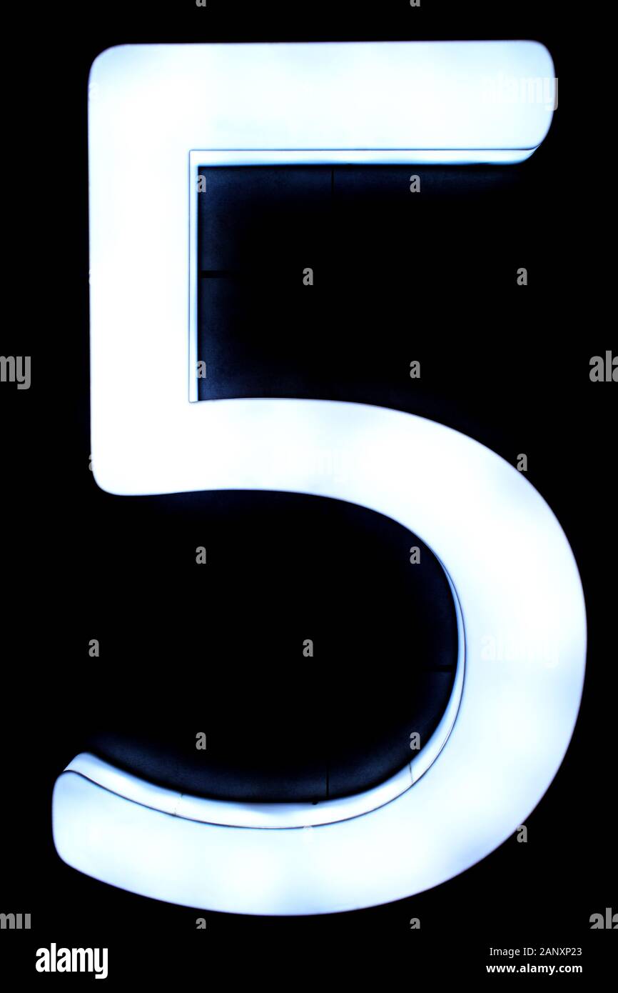 Number 5 neon hi-res stock photography and images - Alamy