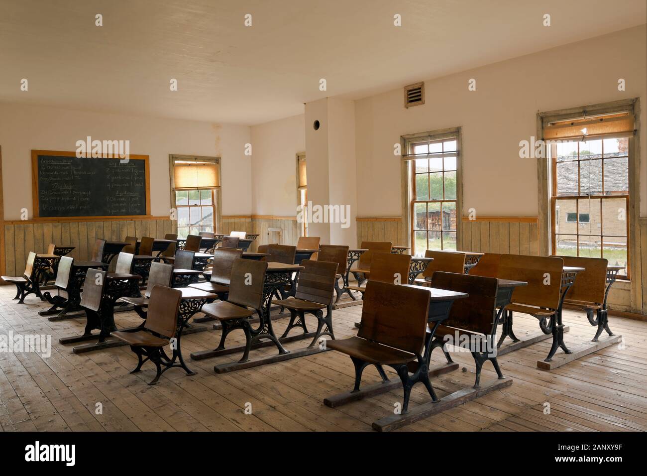 One room school house historic hi-res stock photography and images - Alamy