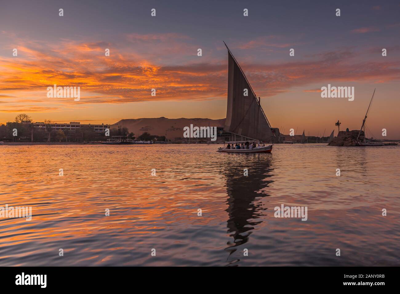 Felucca hi-res stock photography and images - Alamy