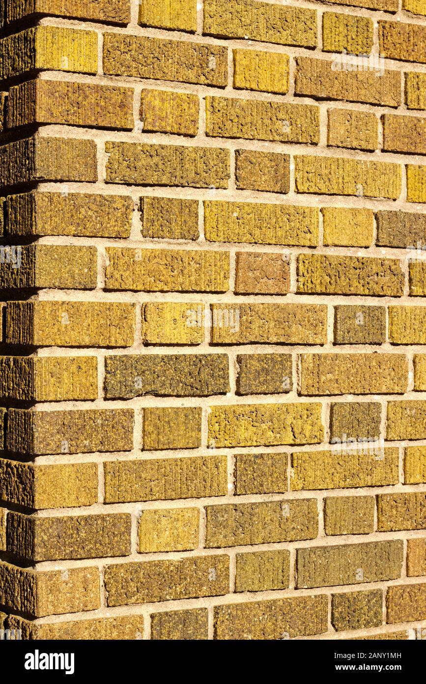 Flemish bond brickwork hi-res stock photography and images - Alamy