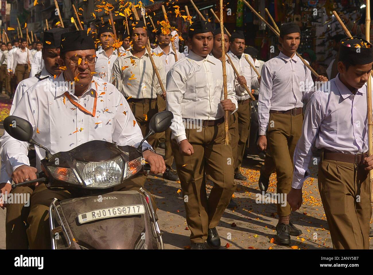 Indian right wing hindu organisation hi-res stock photography and ...