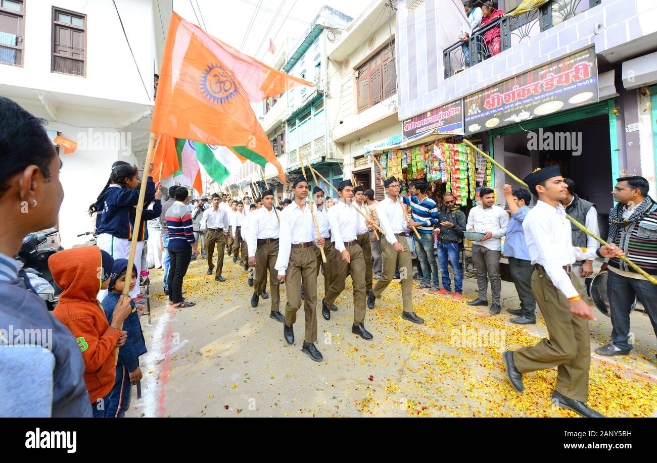 Path sanchalan hi-res stock photography and images - Alamy