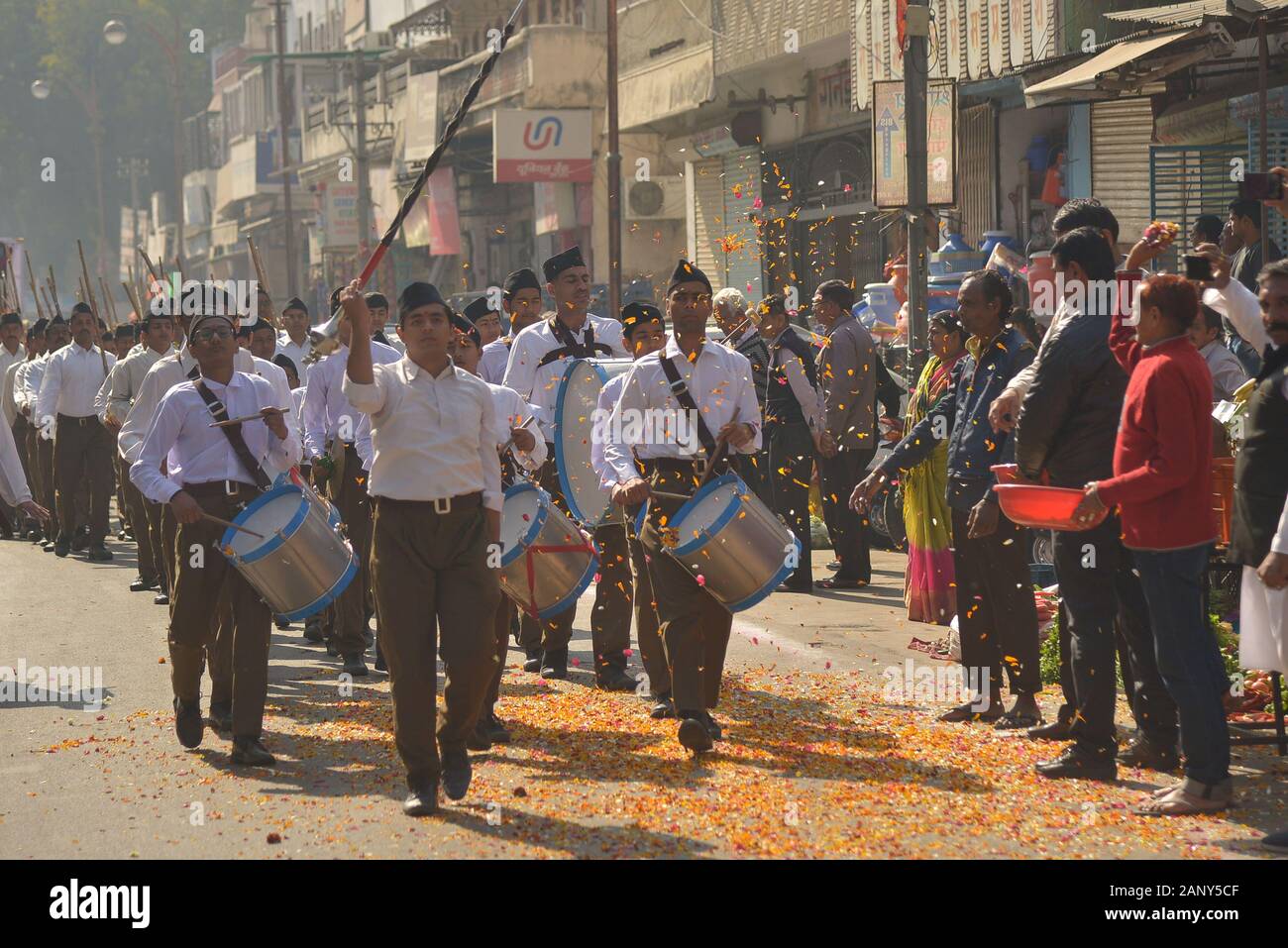 Right wing hindu organisation hi-res stock photography and images - Alamy