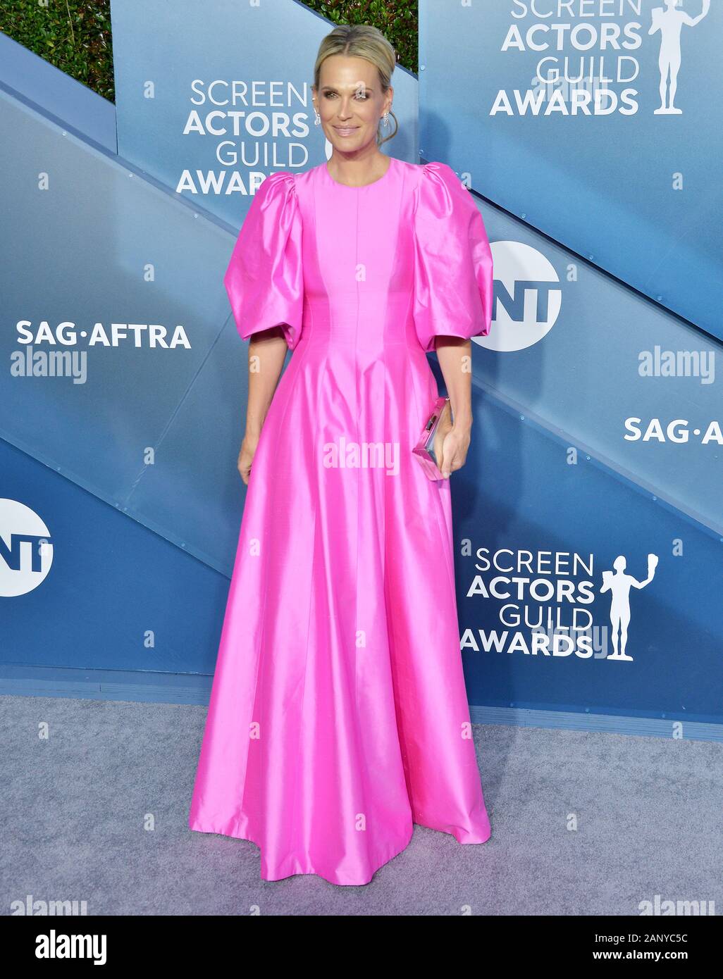 Molly sims attend hi-res stock photography and images - Alamy