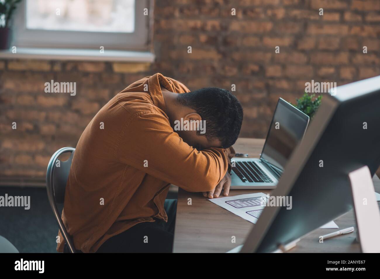 Almost falling hi-res stock photography and images - Alamy