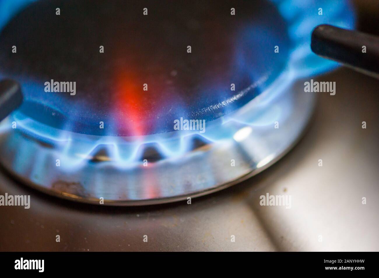 Kitchen burning gas hi-res stock photography and images - Alamy