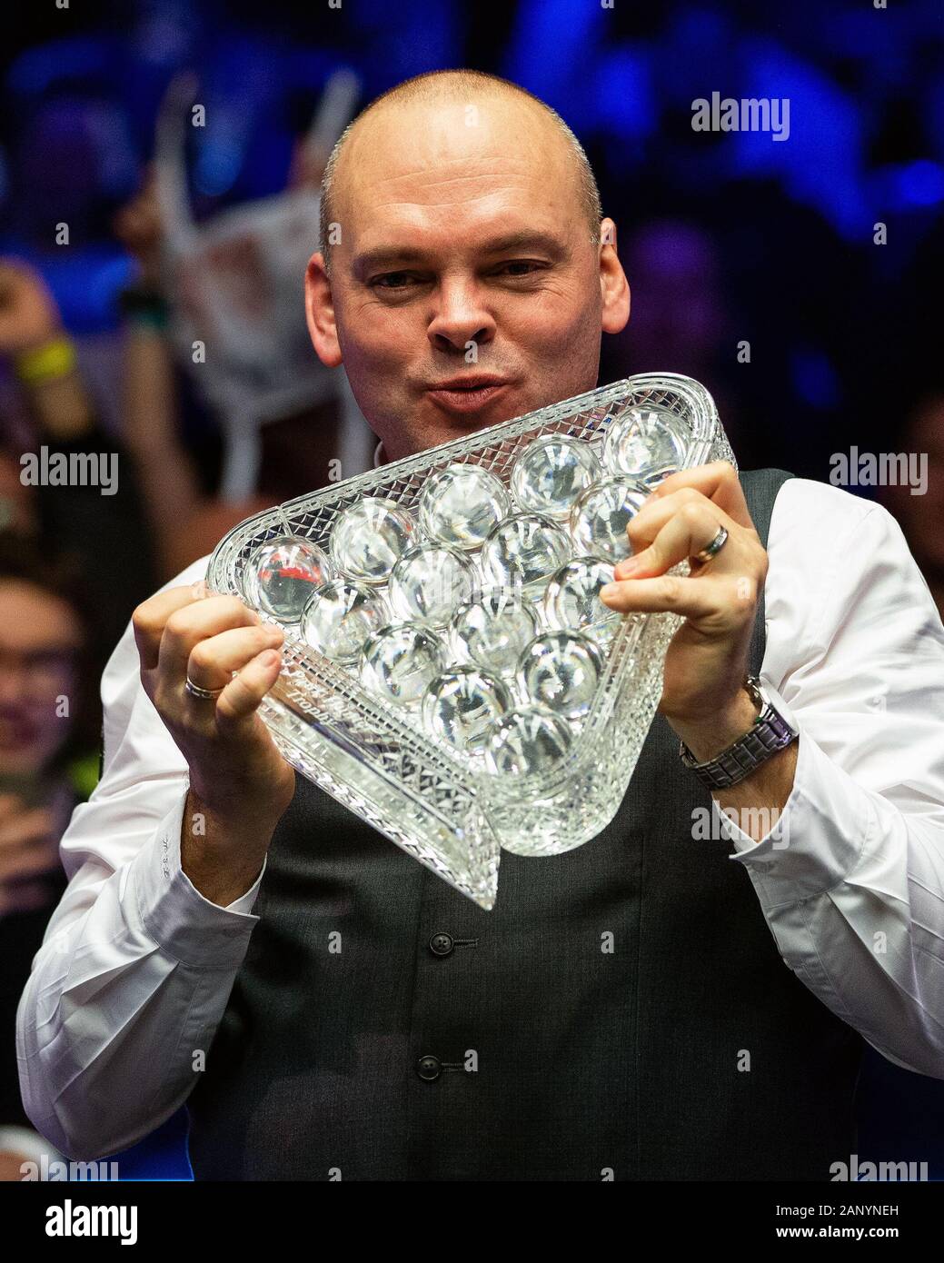 Hunter trophy hi-res stock photography and images - Alamy