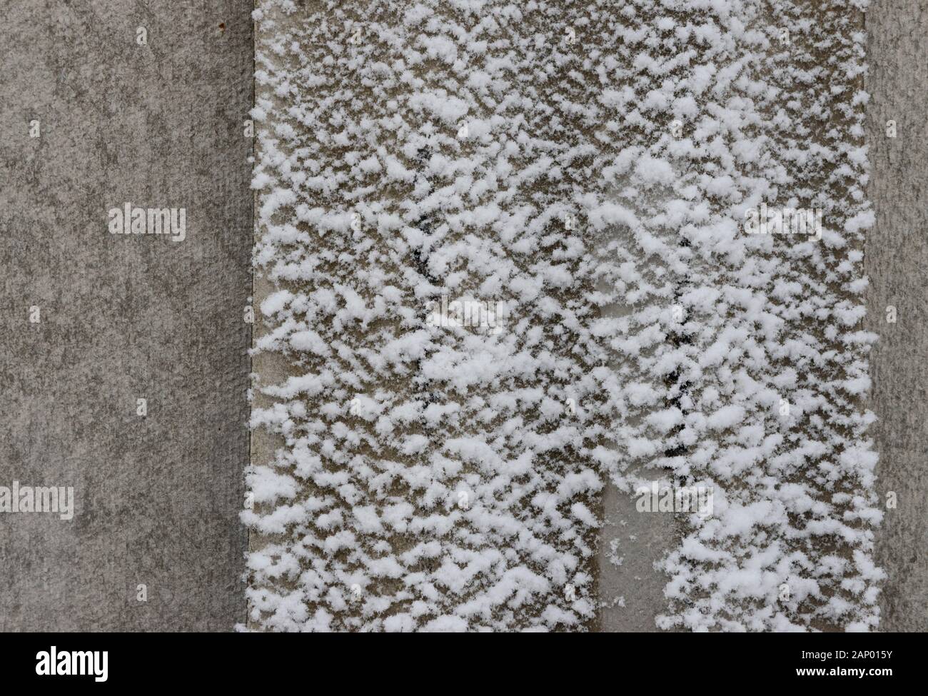 Asbestos cement sheet hi-res stock photography and images - Alamy