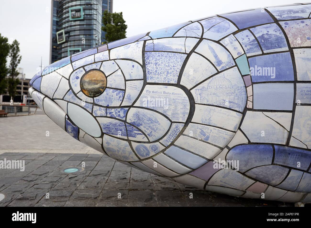 Giant fish sculpture hi-res stock photography and images - Alamy