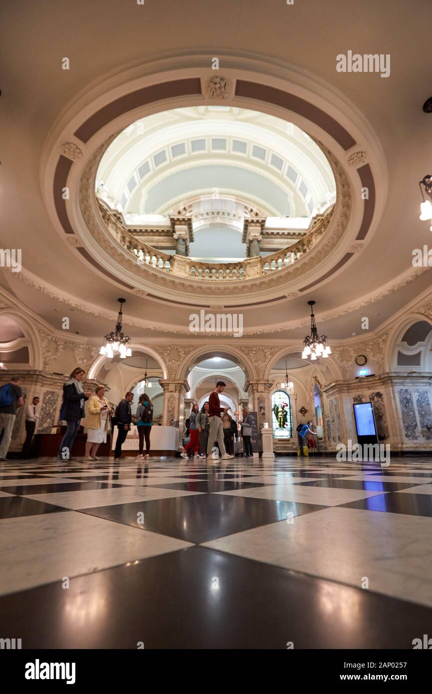 Inside belfast city hall hi-res stock photography and images - Alamy