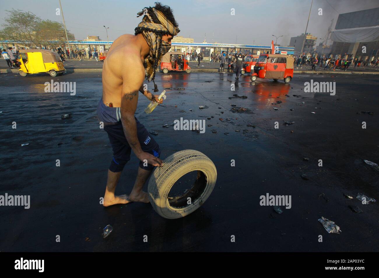 Burnt rolls hi-res stock photography and images - Alamy