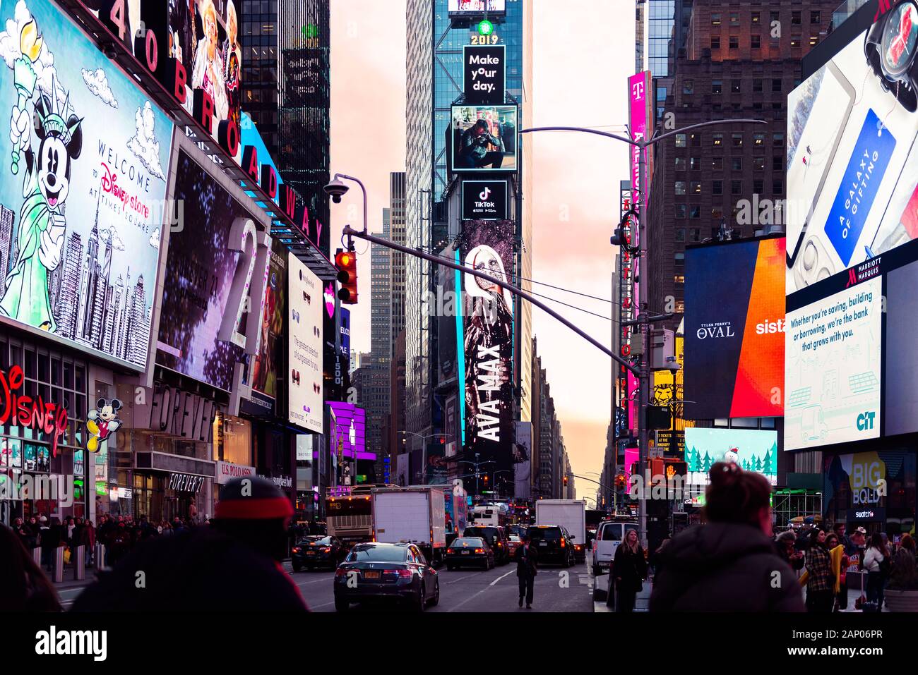 NEW YORK CITY - NOVEMBER 19: Busy Streets of New York City, NY, USA ...