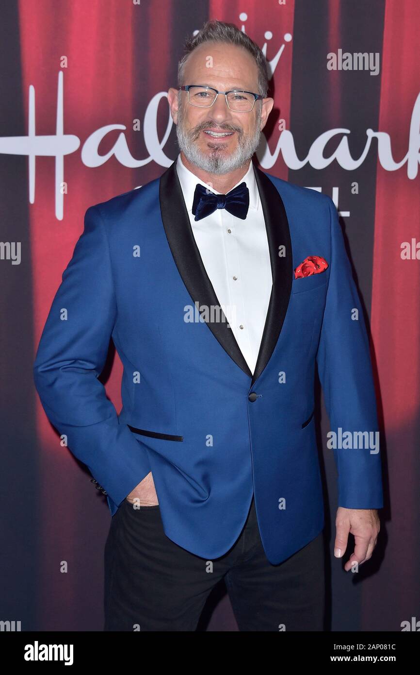 Announcer television hi-res stock photography and images - Alamy