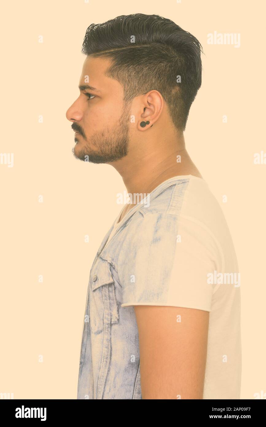 Serious indian man looking hi-res stock photography and images - Alamy