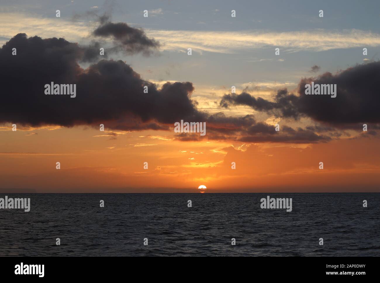 Orange sky in hawaii hi-res stock photography and images - Alamy