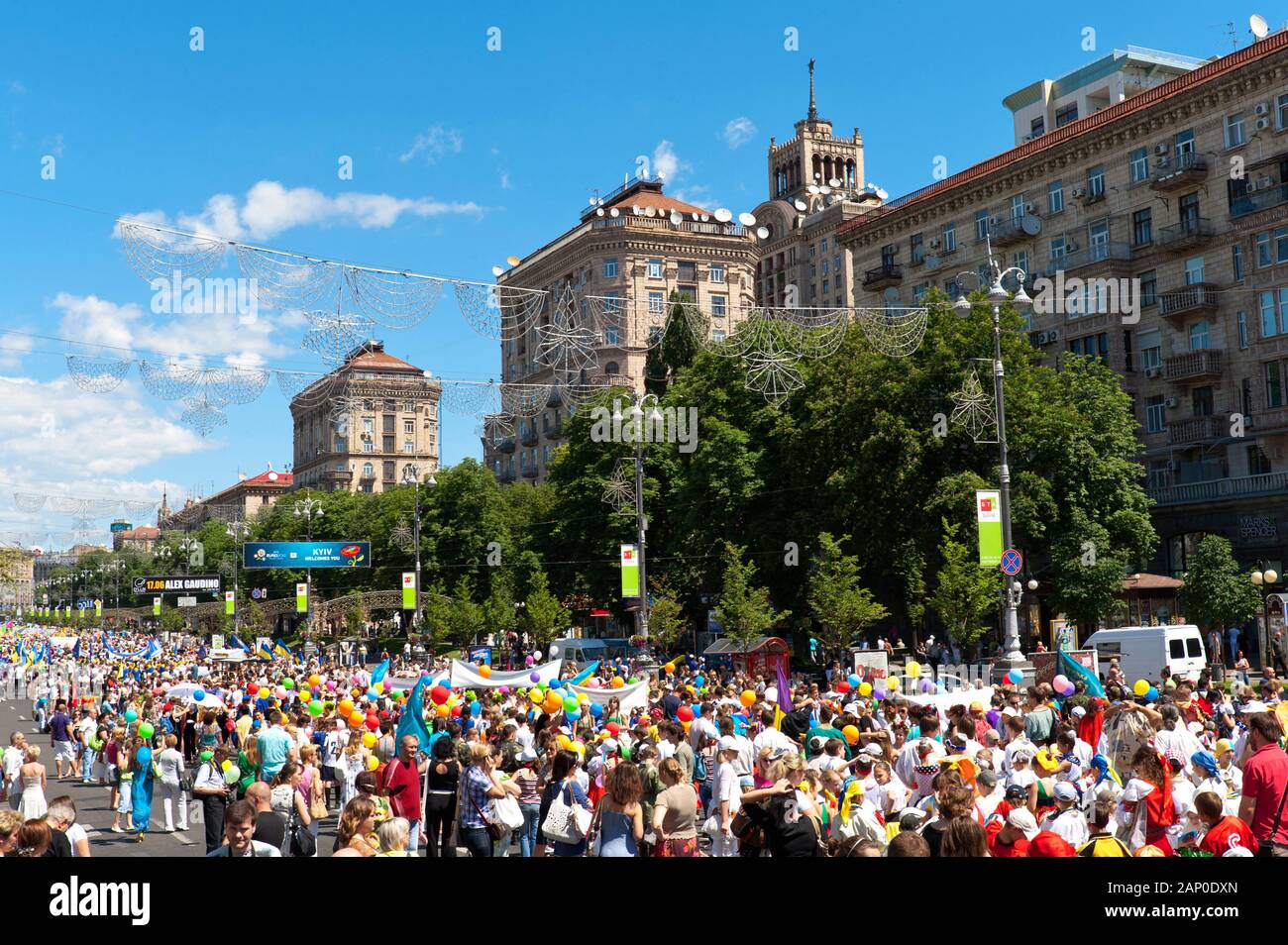 Ukrainian Children's Day Parade in Khreschatyk Street Stock Photo - Alamy