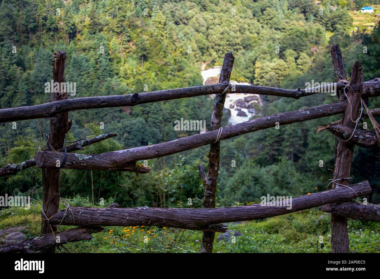 Hills with forest behind a river hi-res stock photography and images ...