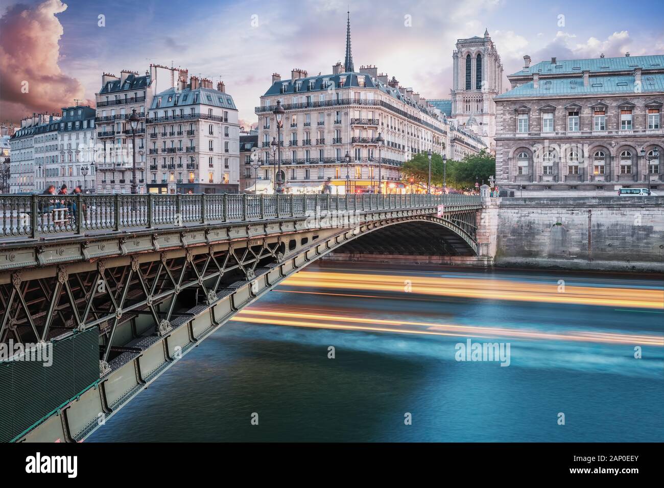 Alexander bridges hi-res stock photography and images - Alamy