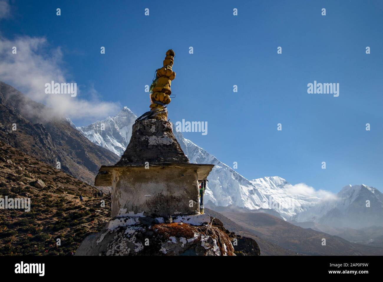 Stupa, valley and mountains in the Himalayan area in Nepal Stock Photo ...