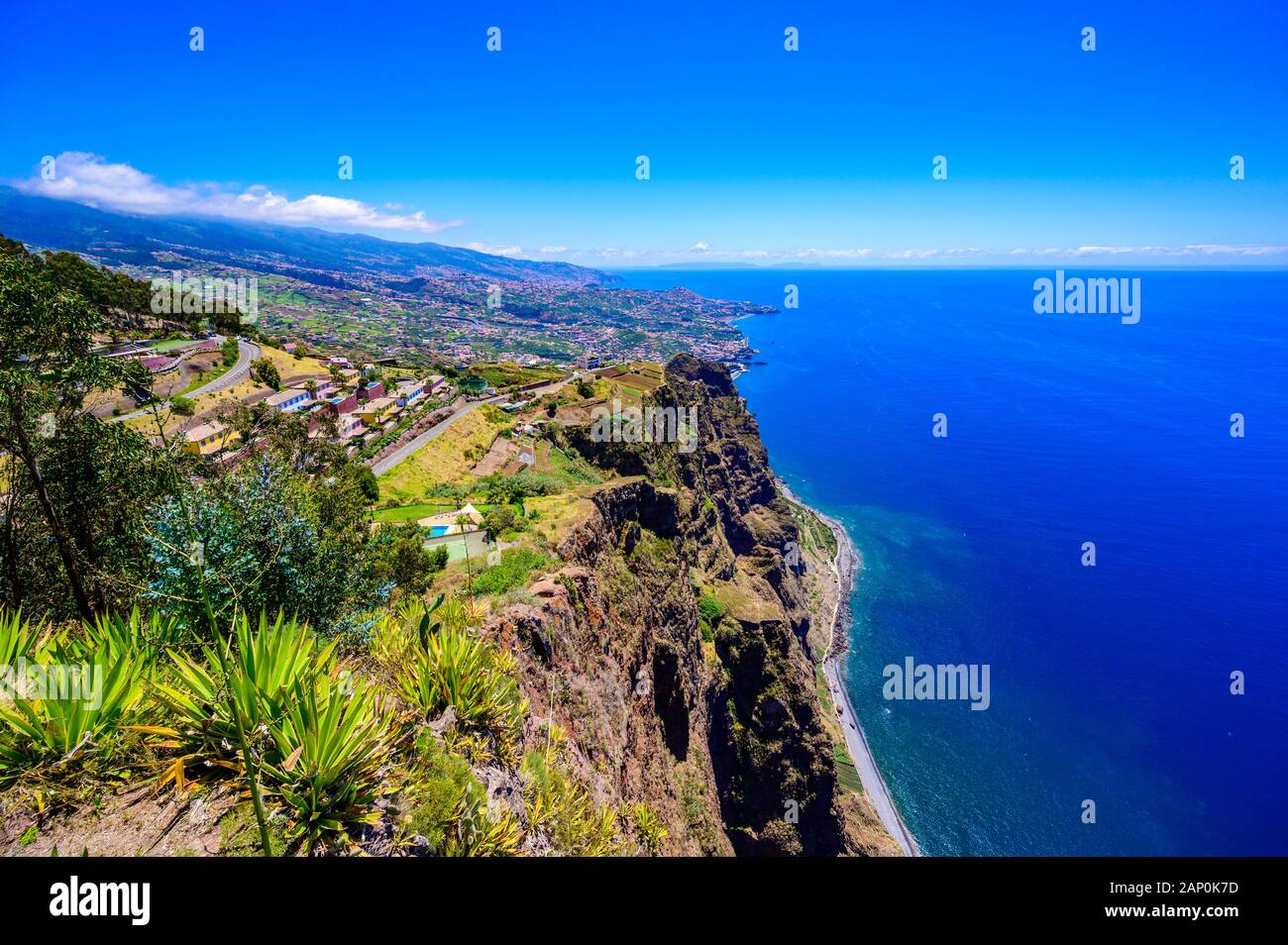 Cabo girao viewpoint view hi-res stock photography and images - Alamy