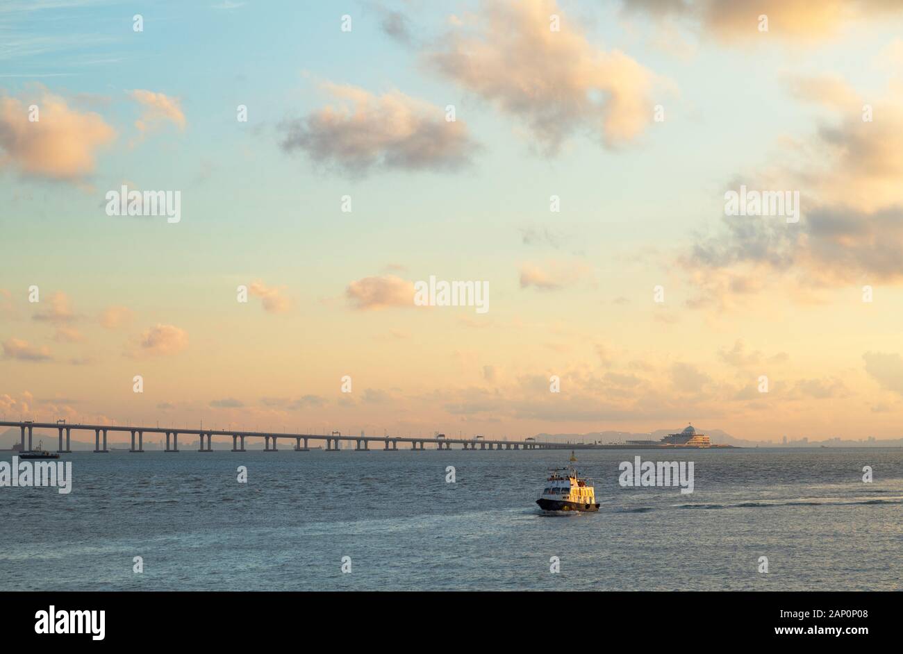Hong kong zhuhai macau bridge hi-res stock photography and images - Alamy