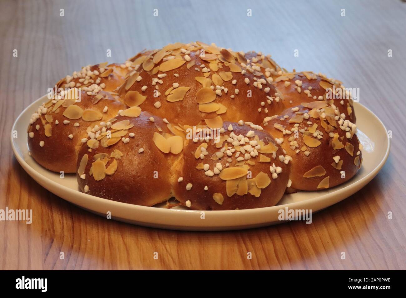 King cake switzerland hi-res stock photography and images - Alamy