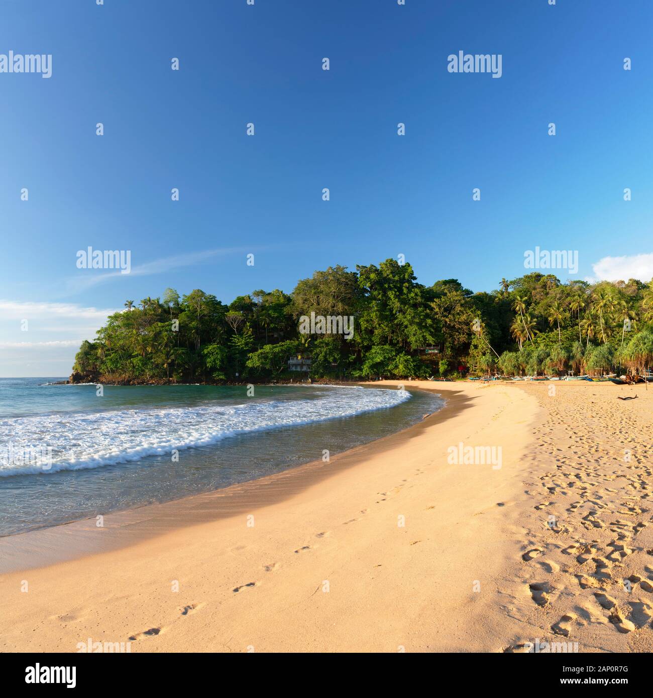Talalla beach hi-res stock photography and images - Alamy