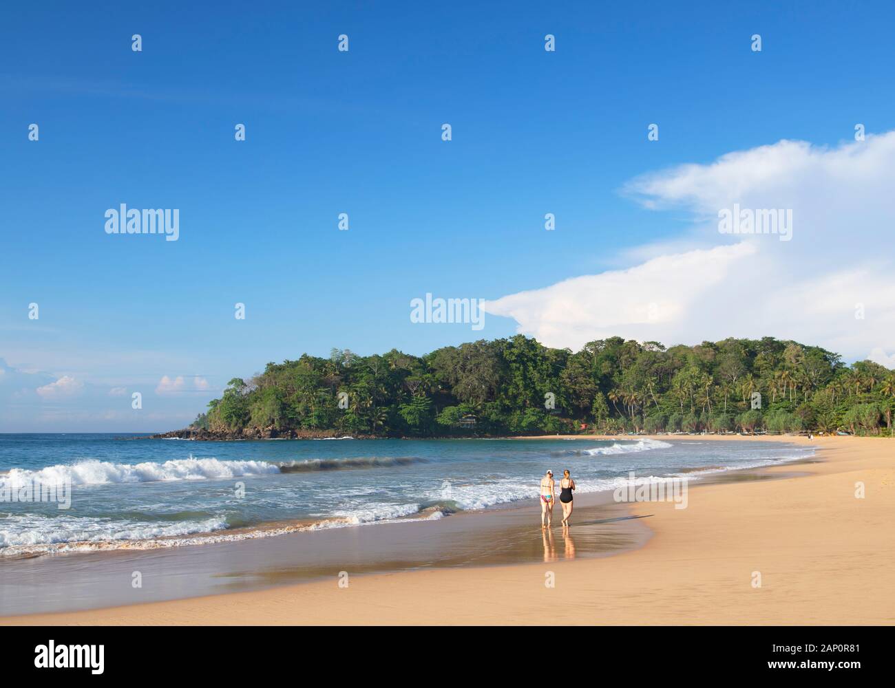 Talalla beach hi-res stock photography and images - Alamy