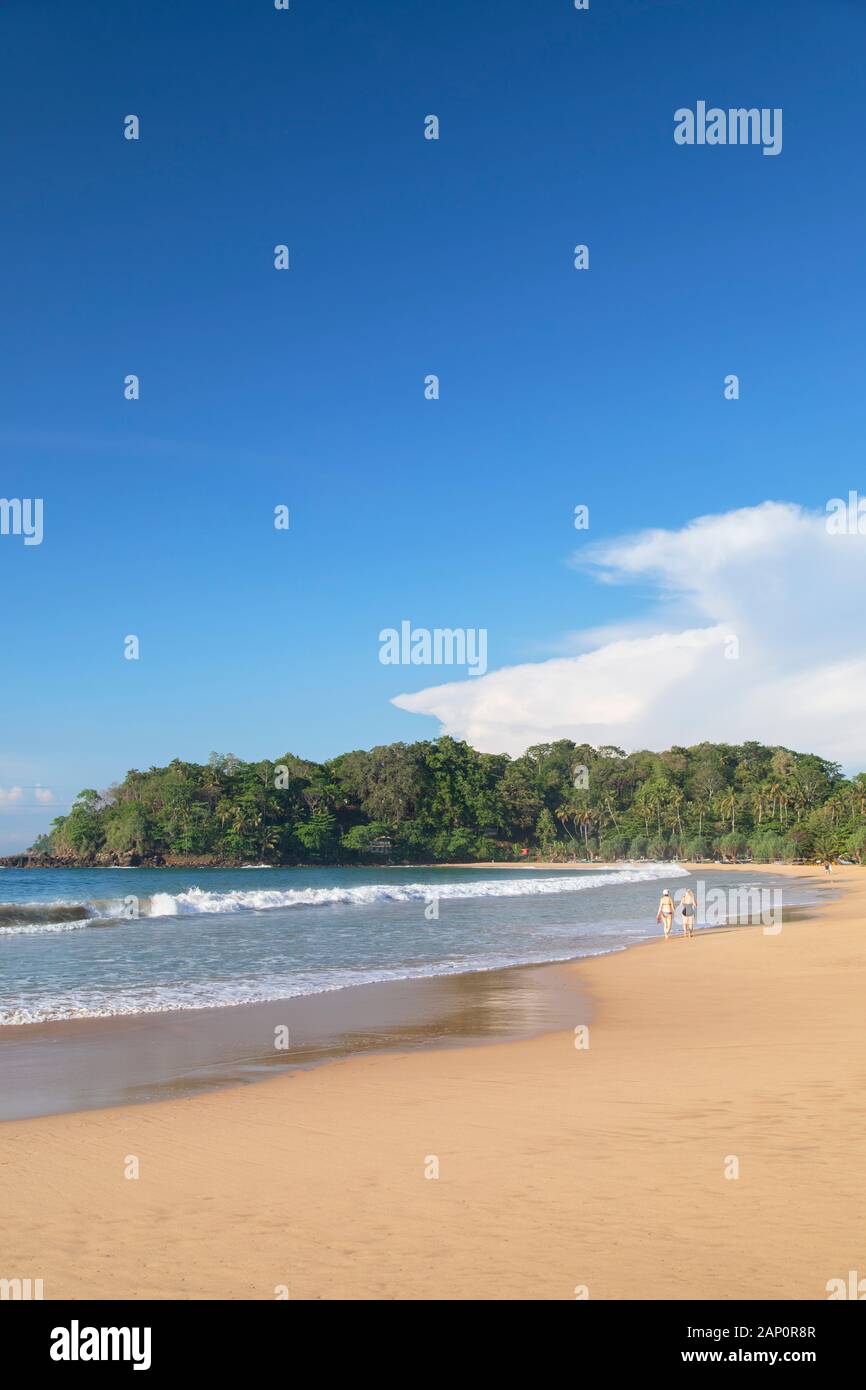 Talalla beach hi-res stock photography and images - Alamy