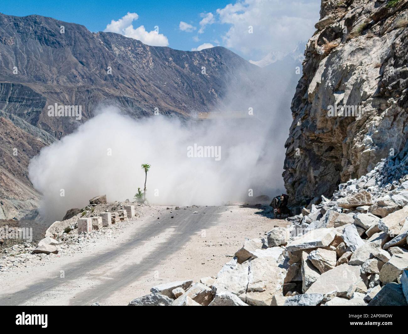 Rock blasting hi-res stock photography and images - Alamy