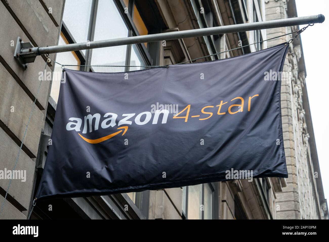 USA: Physical Amazon store in Manhattan.Photo from 09. December 2019 ...
