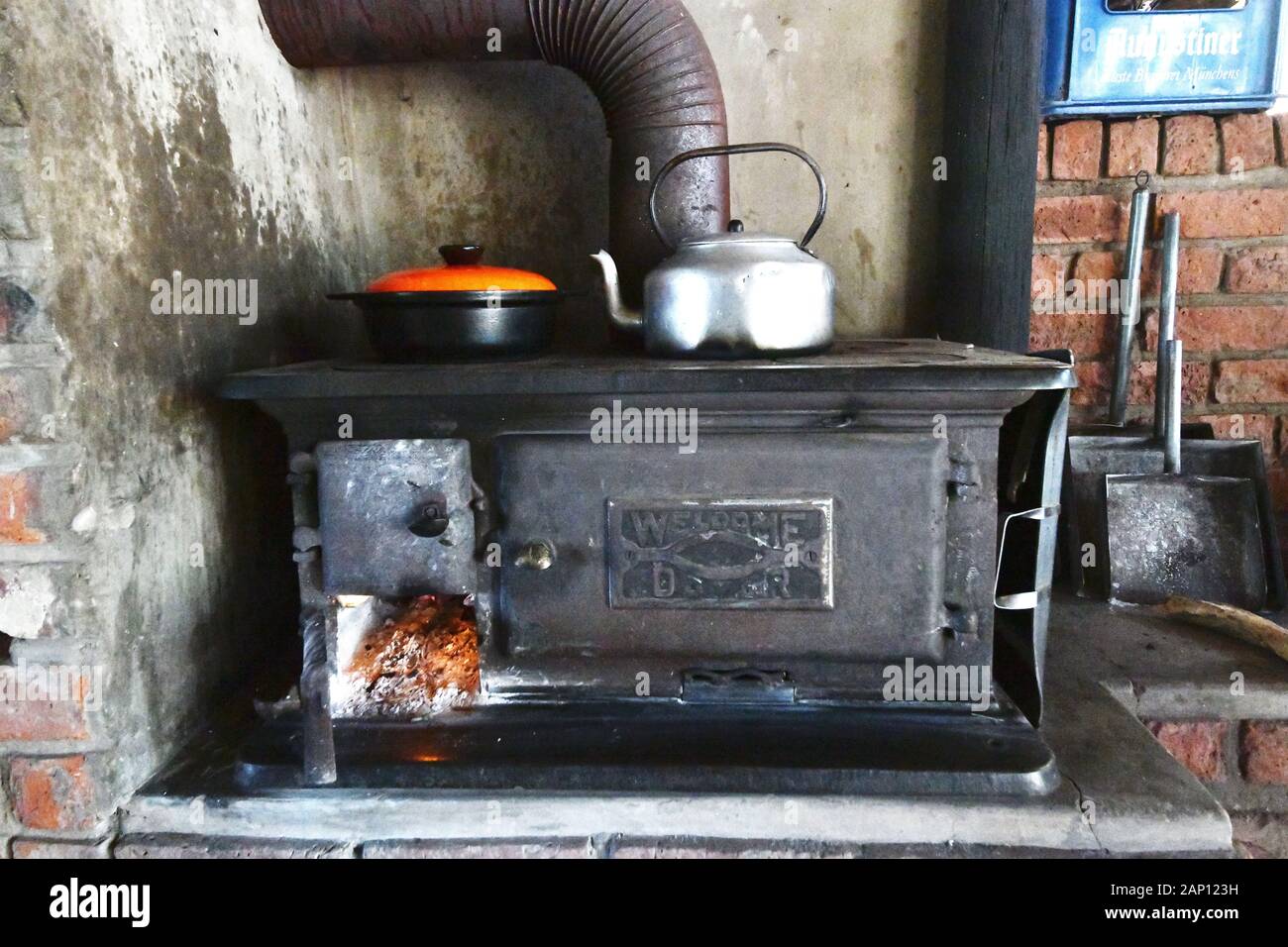 Old cast iron stove used hi-res stock photography and images - Alamy