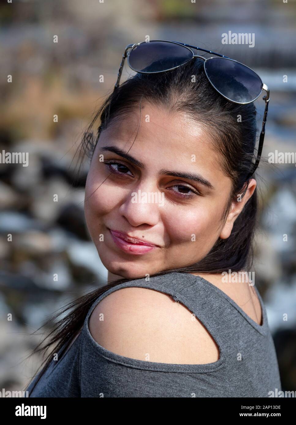 Cheeky glance hi-res stock photography and images - Alamy