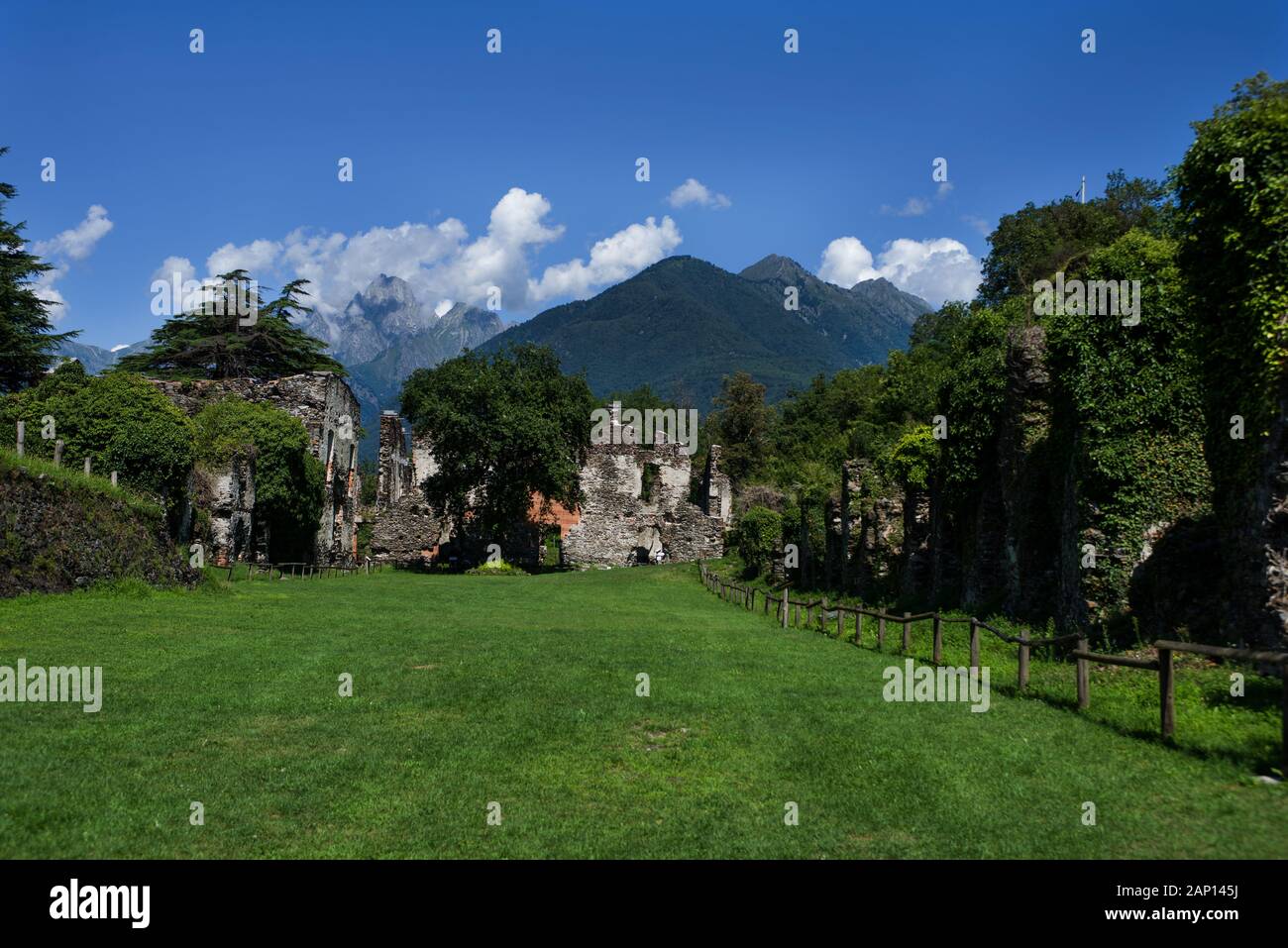 Fuentes fort ruins hi-res stock photography and images - Alamy