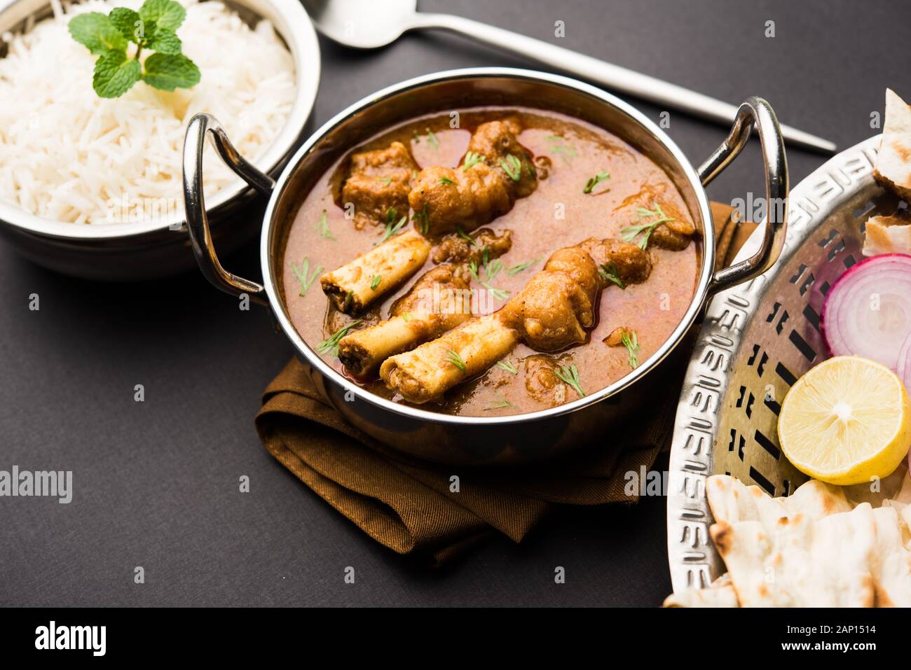 Hyderabadi Mutton Paya, Nehari, nazari or Nihari Masala. served with ...