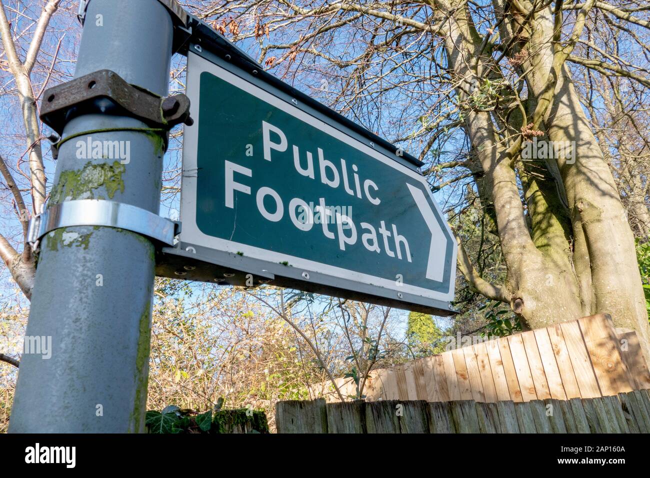 Shortcut footpath hi-res stock photography and images - Alamy