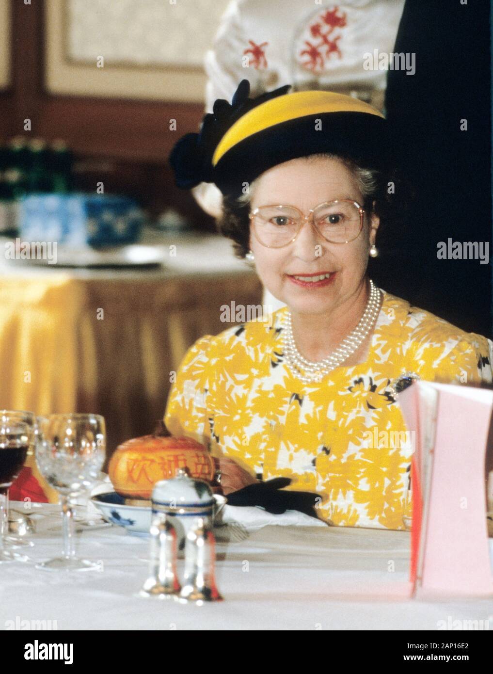 Queen elizabeth 1986 hi-res stock photography and images - Alamy