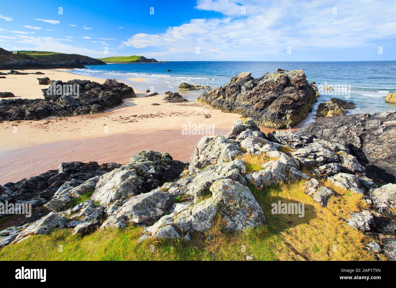 Sandy beach (Sango Bay) on the Scottish coast near Durness. Scotland ...