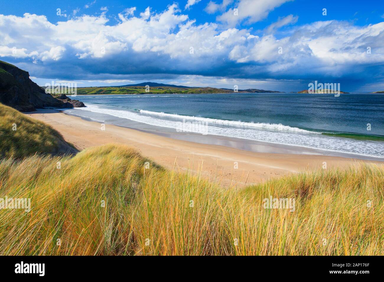 Beach of coldbackie bay hi-res stock photography and images - Alamy