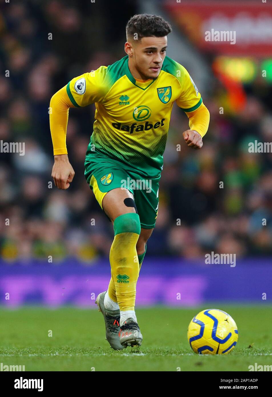 Afc bournemouth max aarons hi-res stock photography and images - Alamy