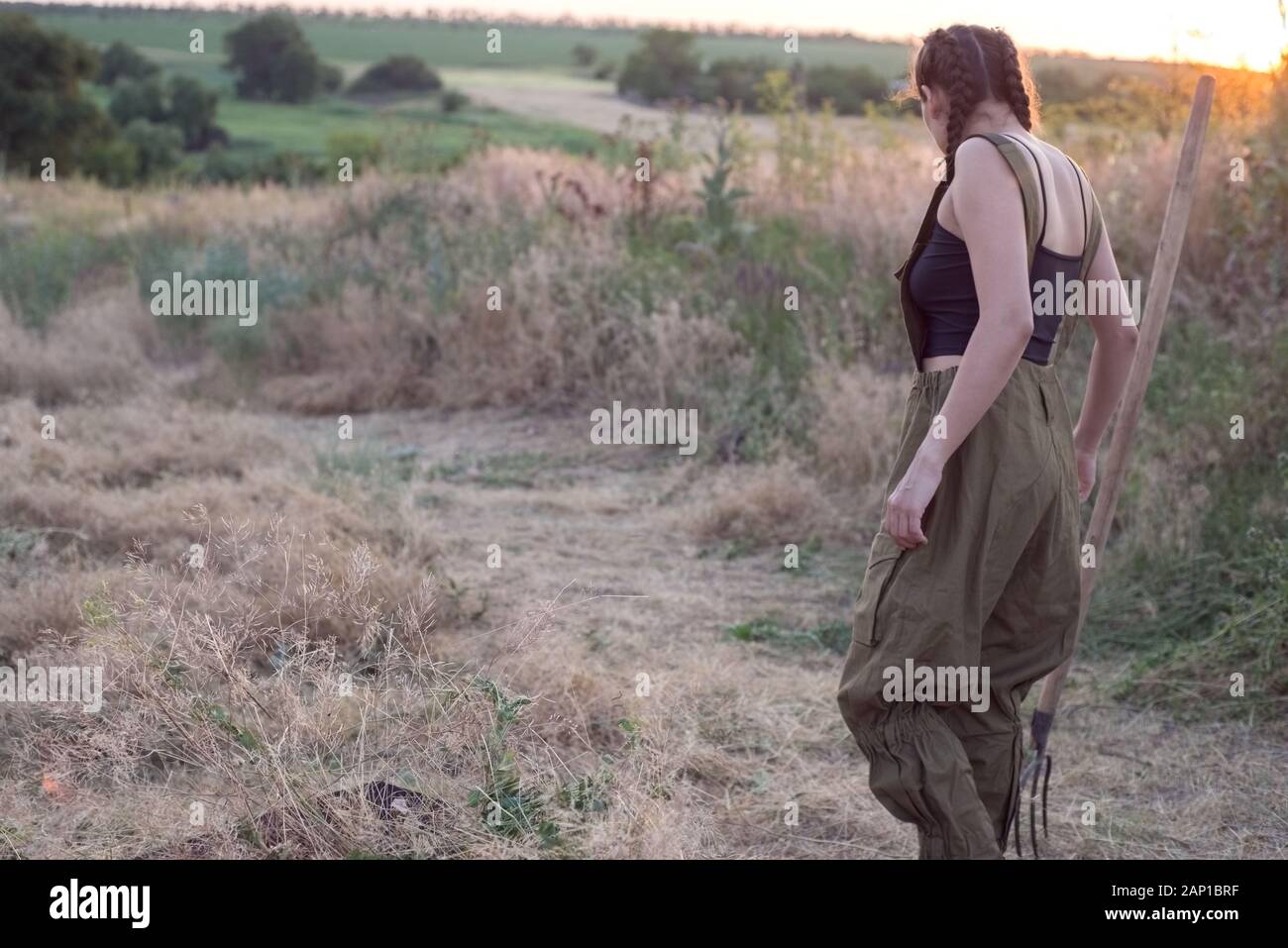 Redneck girl hi-res stock photography and images - Alamy