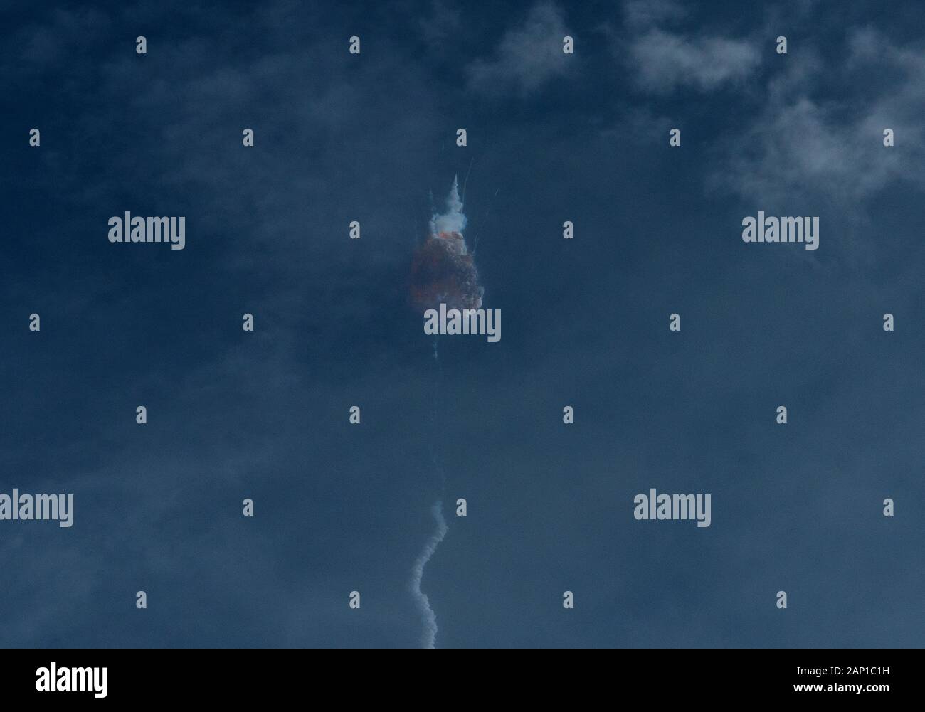 SpaceX’s Falcon 9 rocket self-destructed after the Crew Dragon ...