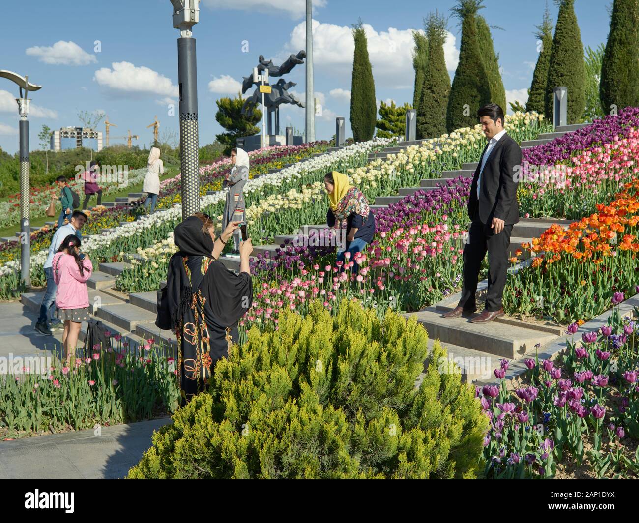 Tehran live hi-res stock photography and images - Alamy