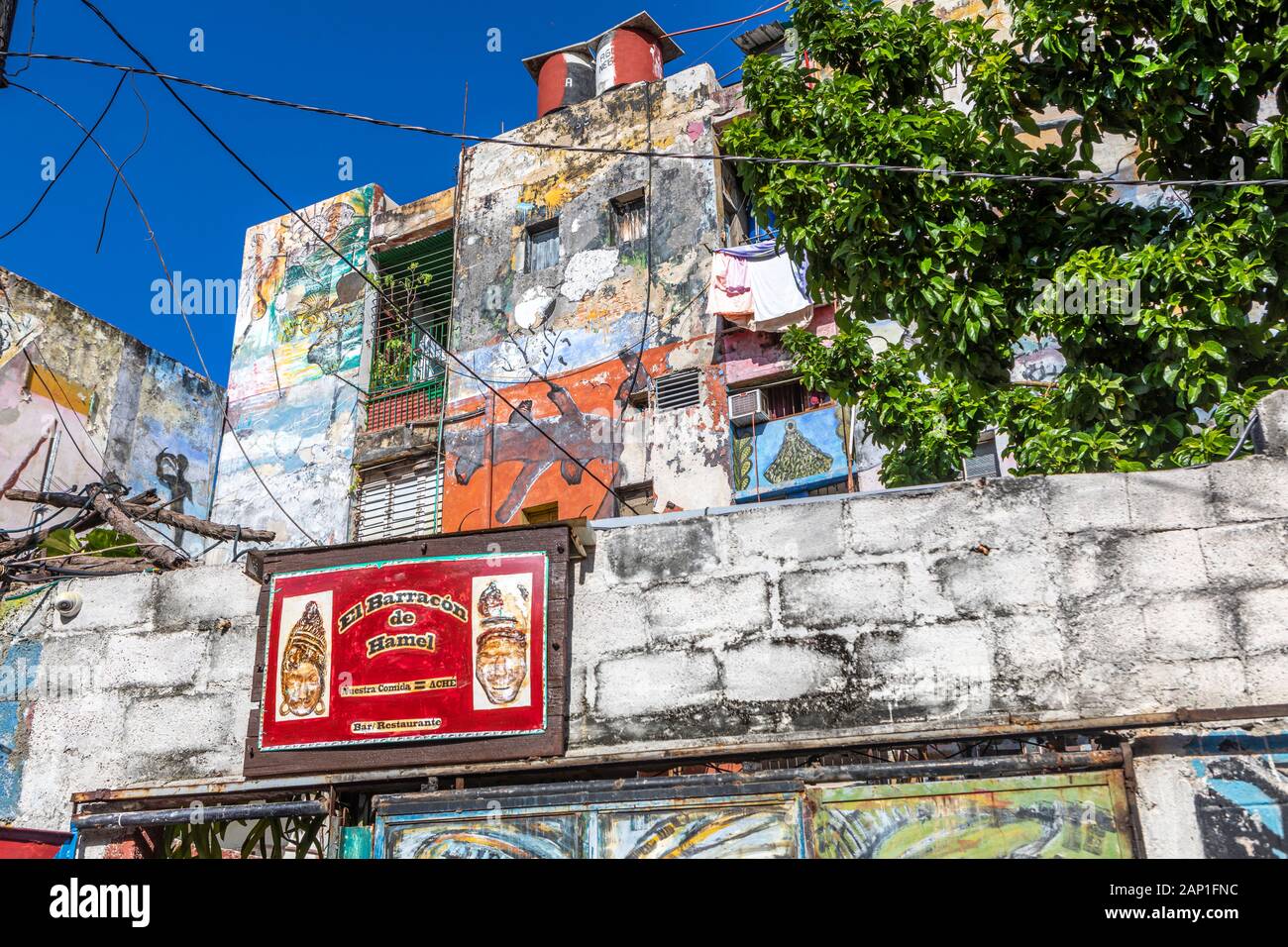 Street art and graffiti in Havana,Cuba Stock Photo - Alamy