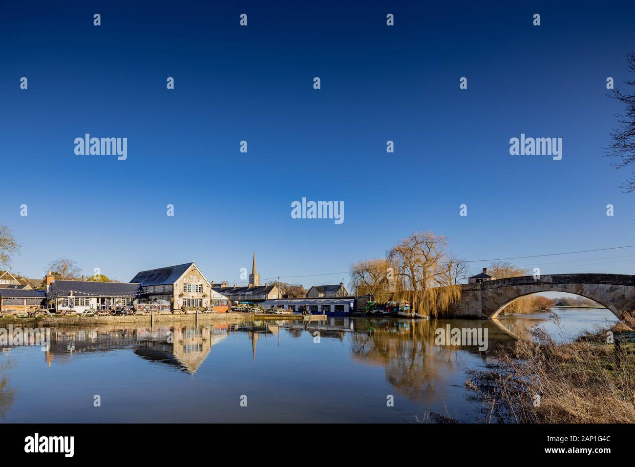 Lechlade-on-Thames, Cotswolds, Gloucestershire, England, UK Stock Photo ...