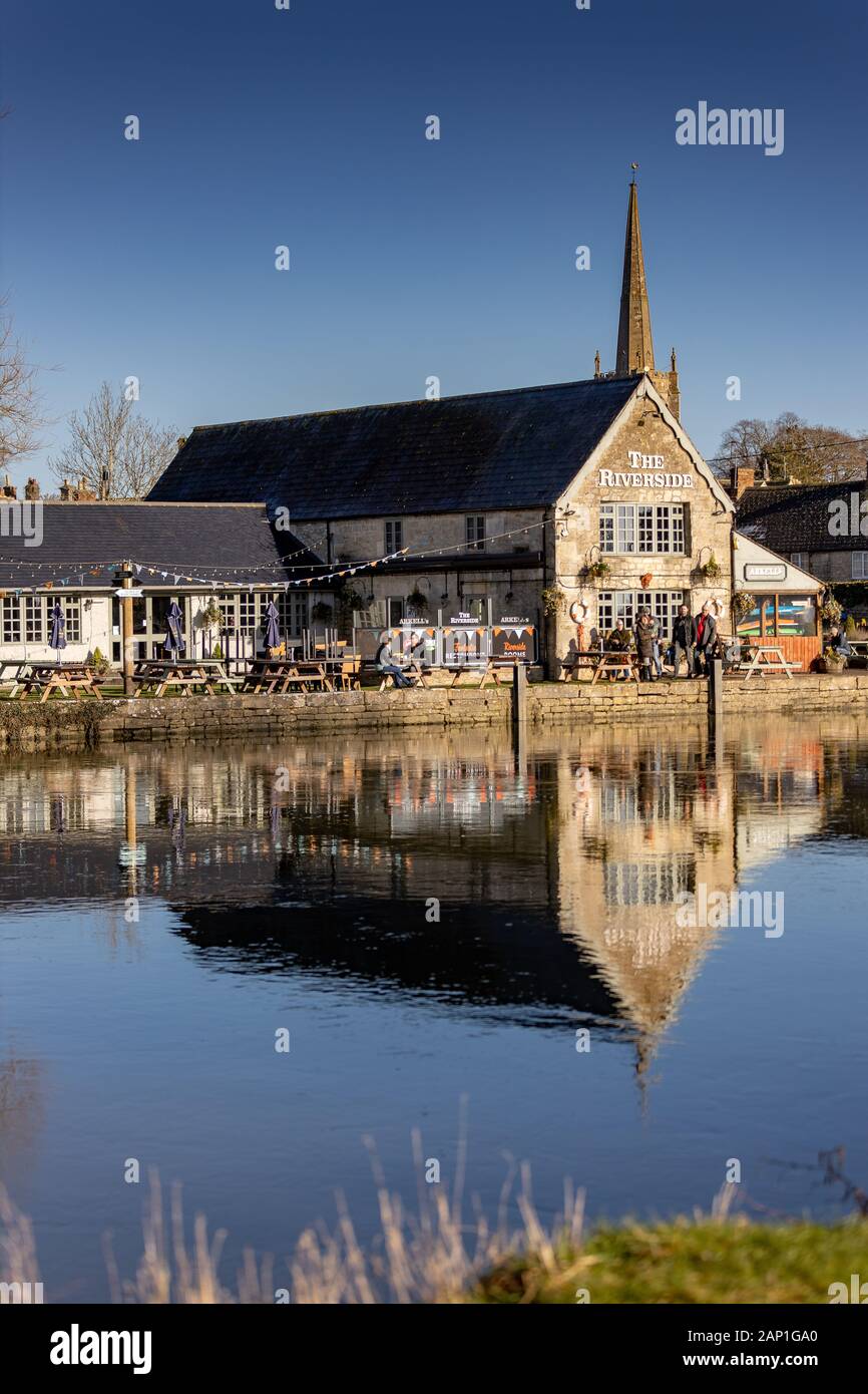 Lechlade-on-Thames, Cotswolds, Gloucestershire, England, UK Stock Photo ...