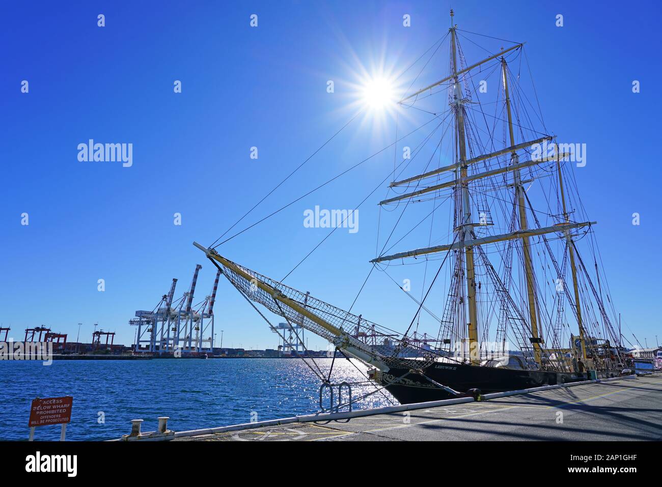 Sts leeuwin ii hi-res stock photography and images - Alamy