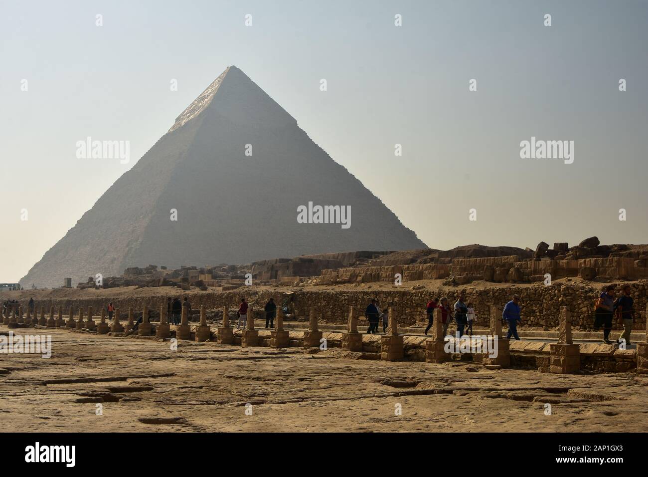 Pyramid of Khafre at Giza, Egypt Stock Photo - Alamy