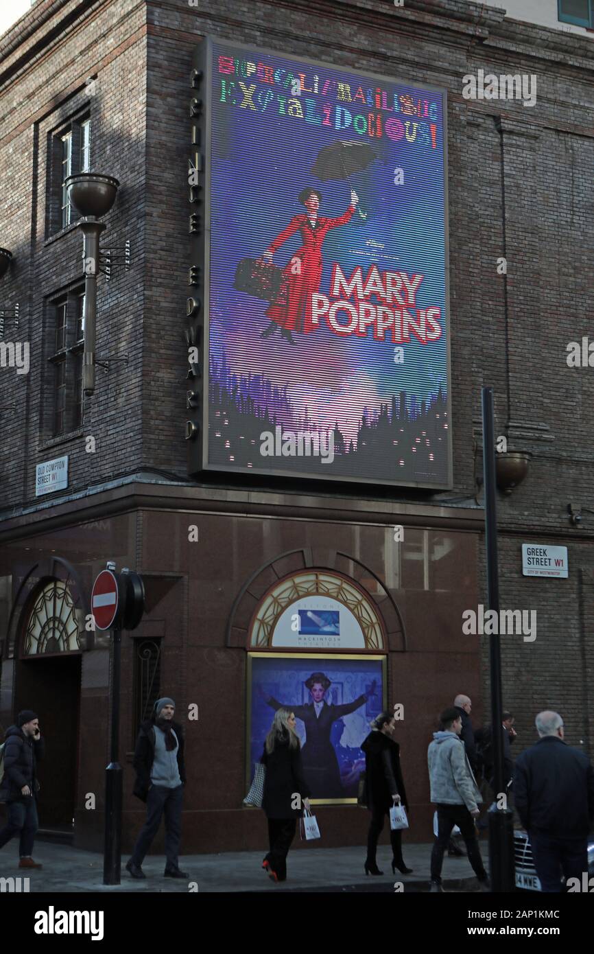 Mary poppins production hi-res stock photography and images - Alamy