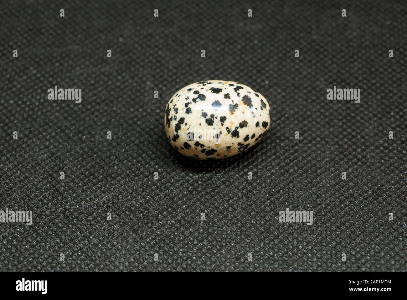 Stone egg hi-res stock photography and images - Alamy